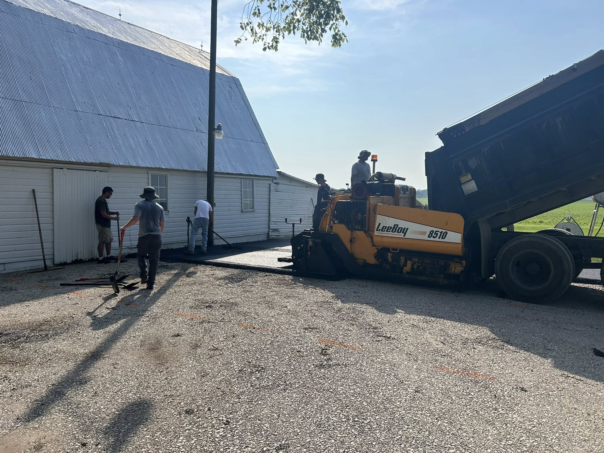 Simmons Paving – Our motto is “Paving Meets Perfection”